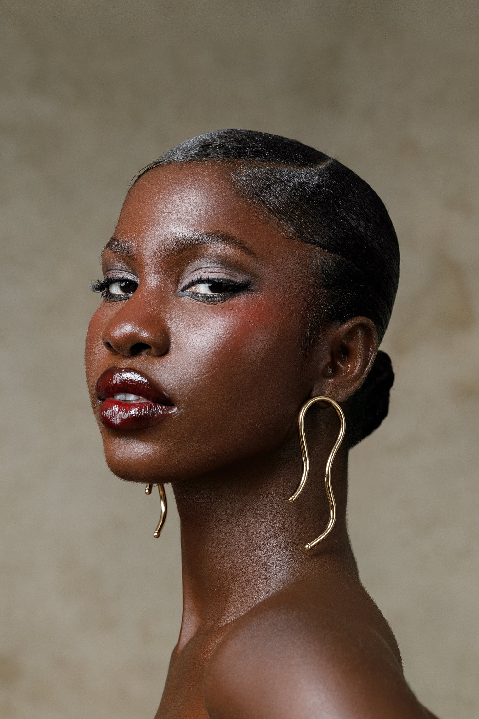 Lola Earrings – RAENNA